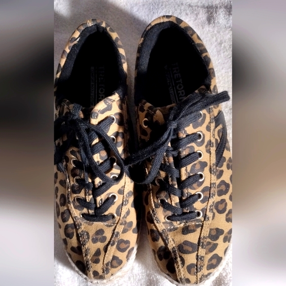 Tretorn | Shoes | Tretorn Comfort Insole System Cheetah Shoes | Poshmark